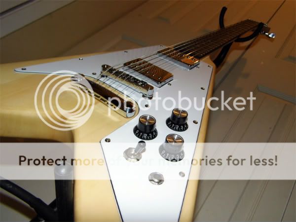 Saga Flying V Kit - Assembly, Fit, and Finish Thread - Ultimate Guitar